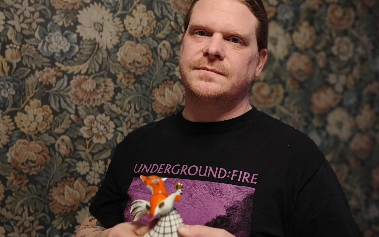 Han ”härmar” museer – med porslinsrävar -Riksantikvarieämbetet